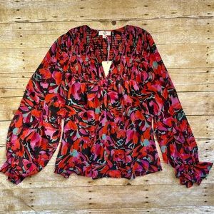 entro | Tops | Nwt Entro Keep An Eye Out Hunter Green Ditsy Floral ...